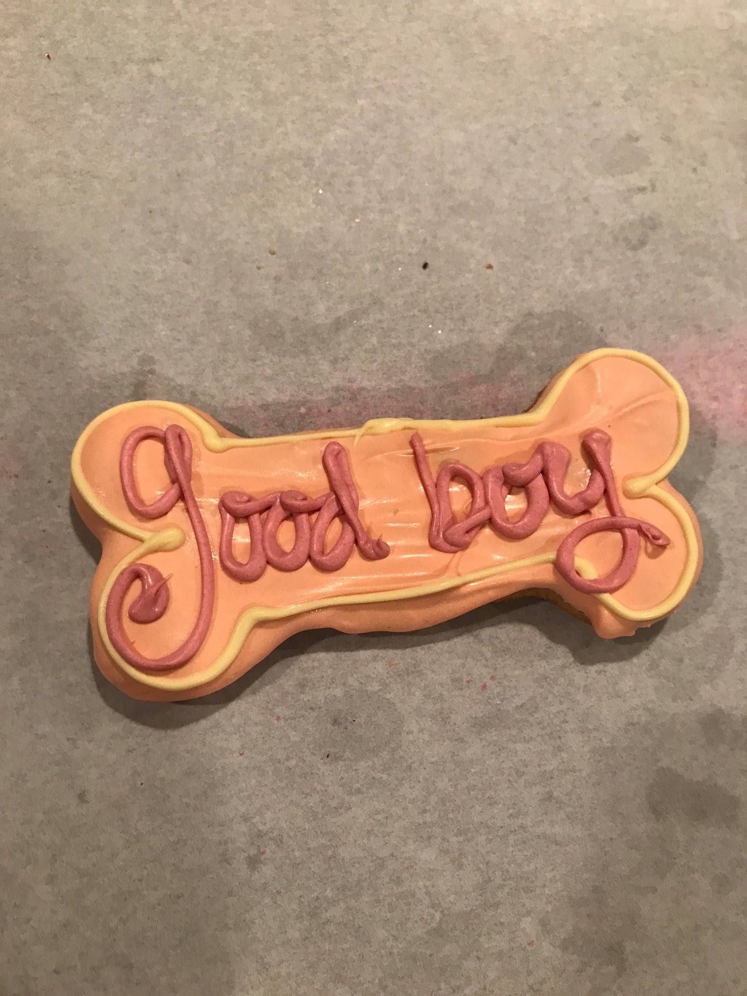 Good Boy Bone, Medium | The Boys' Barking Bakery Online Store